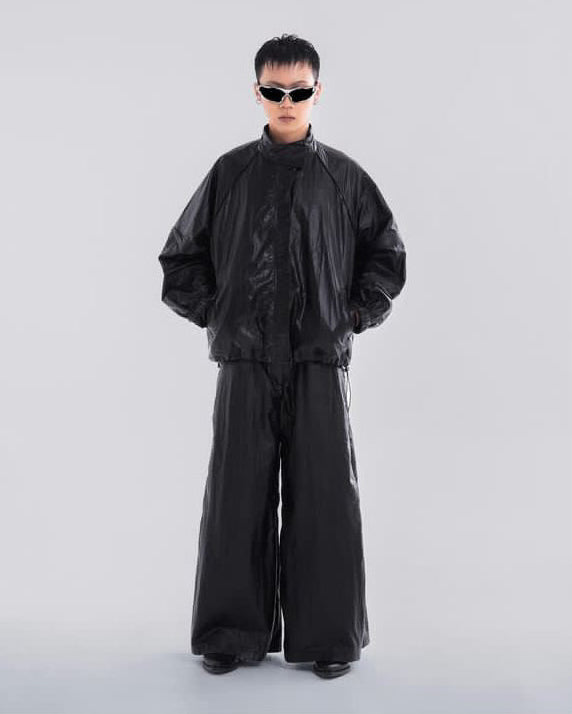 NOIZ N5JK1 Detachable Sleeves Oversized Logo Wind Jacket – A-JANE